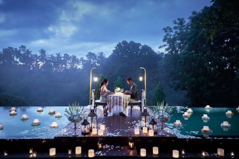 Ubud: Romantic Floating Dinner Under the Stars - An Overview of the Floating Dinner Experience