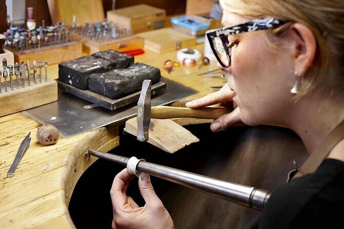 Ubud Silver Artistry Class: Create Unique Jewelry in Bali - Introduction: An Authentic Bali Experience