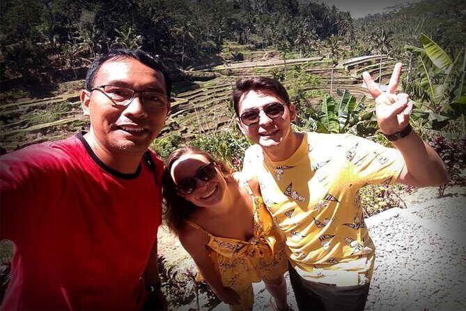 Ubud :Spectacular Waterfalls & Temple Tour - Key Points