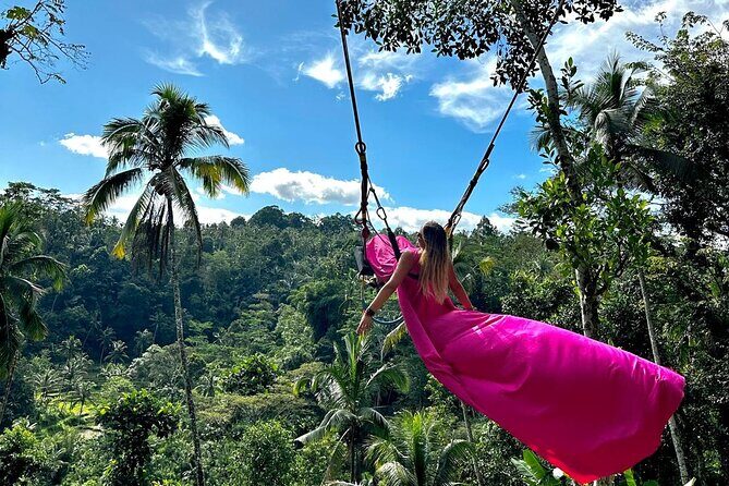 UBUD : Temple and Waterfall All Inclusive Day Tour - Ubud’s Artistic Soul: Semar Kuning Artist Cooperative