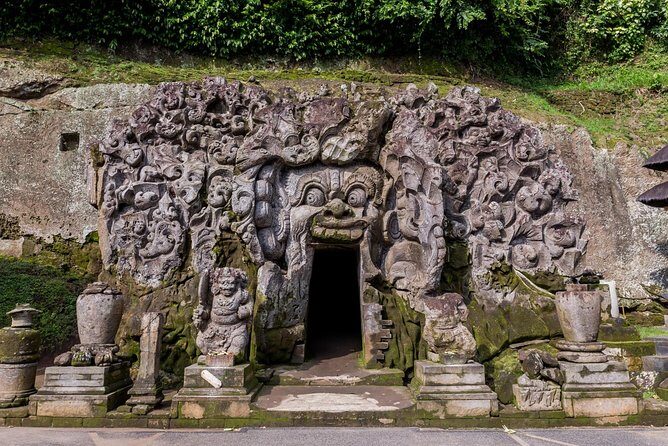 Ubud Temple Tour & Purification and Rice Terrace - A Detailed Look at What This Tour Offers