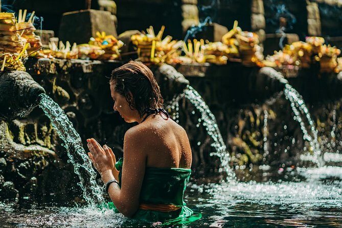 Ubud Tirta Empul Temple Blissful Cleansing - Key Points