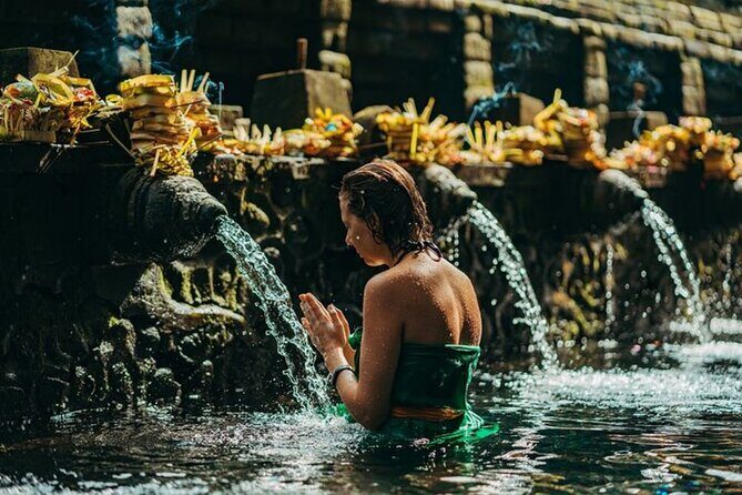 Ubud Tirta Empul Temple Tour with Purification Experience - Key Points