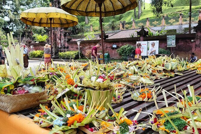 Ubud Tirta Empul Temple Tour with Purification Experience - The Sum Up