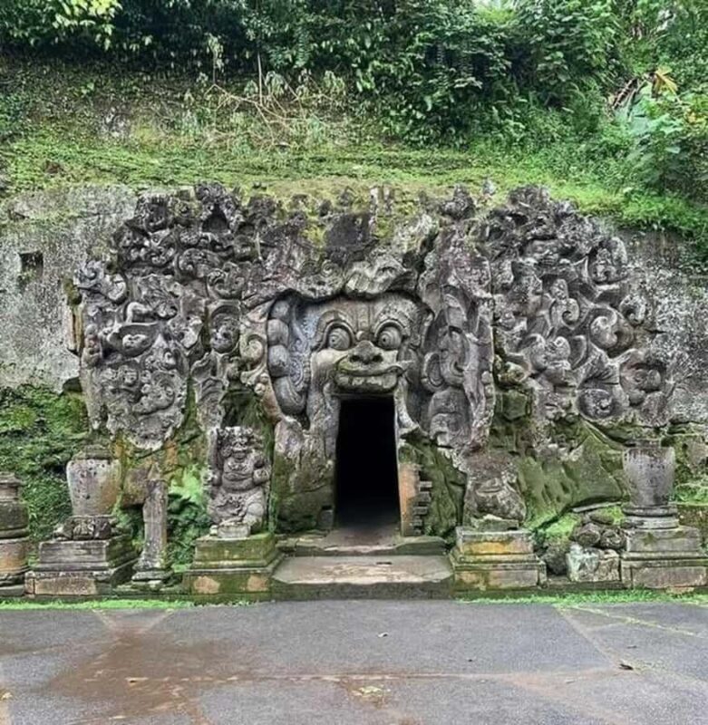 Ubud: Uma Anyar Waterfall, Goa Gajah Temple & Rice Terrace - Uma Anyar Waterfall: Hidden Paradise and Refreshing Escape