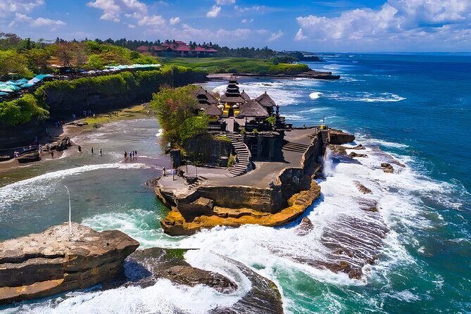 Ubud Waterfall and Tanah Lot Sunset Tour - Sacred Monkey Forest Sanctuary: Jungle with a Twist