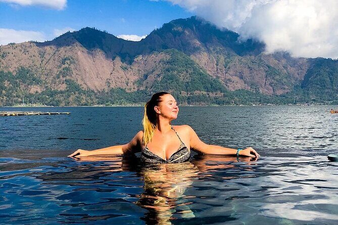Ubud Waterfall, Temple and Rice Terraces - Starting the Day: Early Morning Pickup and Mount Batur Sunrise