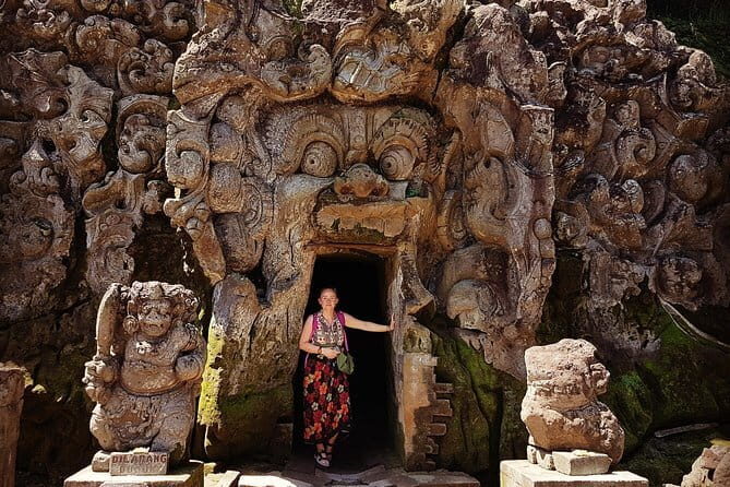 Ubud Yoga, Open Chakra Healing and Temple Spiritual Cleansing - Flexibility and Practical Considerations
