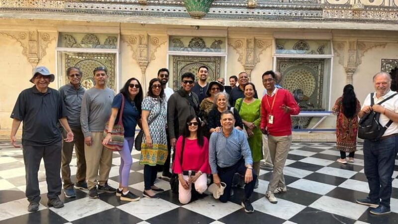 Udaipur City Tour with City Palace & Lake Pichola - Key Points