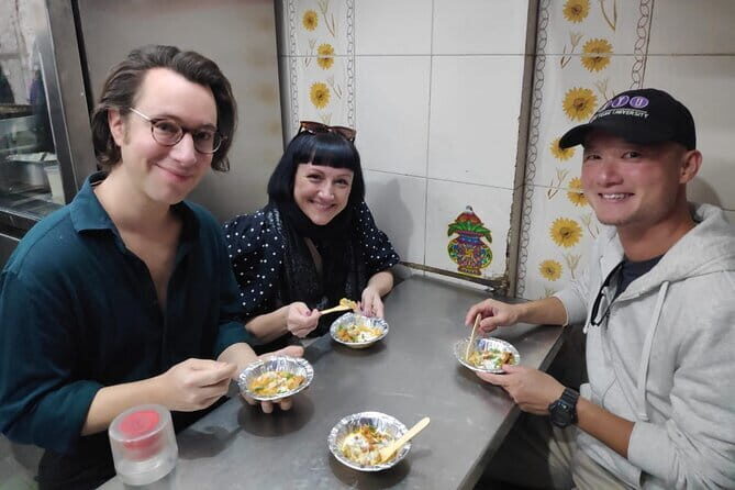 Udaipur Food Walk l Eat Just like a local - Key Points