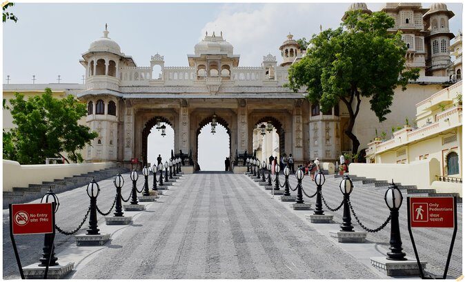 Udaipur Full Day City Tour with Boat Ride - A Deep Dive into the Udaipur Experience