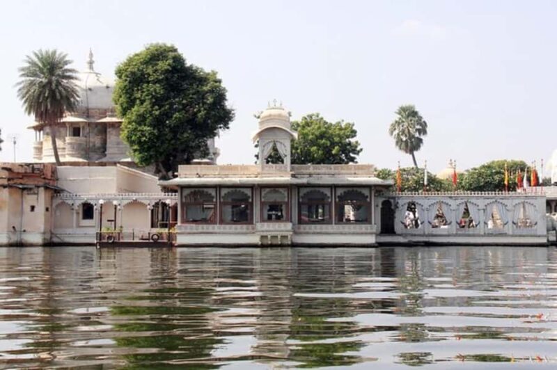 Udaipur: Private City Sightseeing Tour & Cooking Class Combo - Practical Details and Value