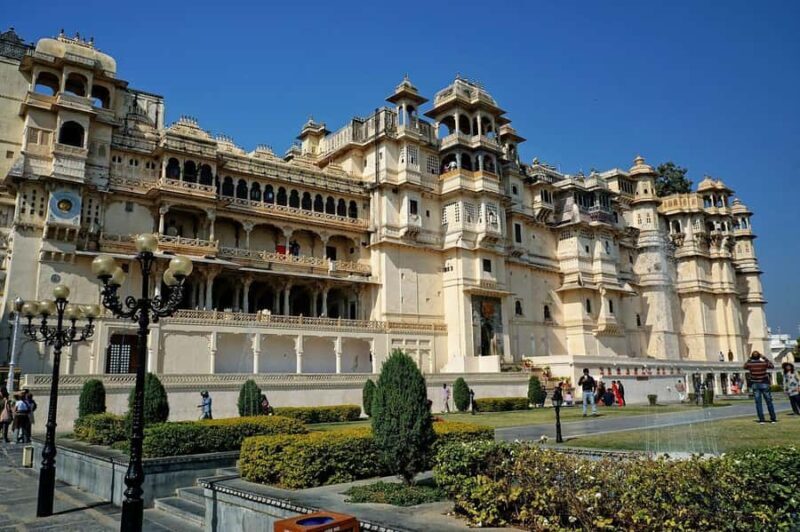 Udaipur: Private Full-Day Sightseeing Tour with a Tour Guide - Who would this tour suit best?