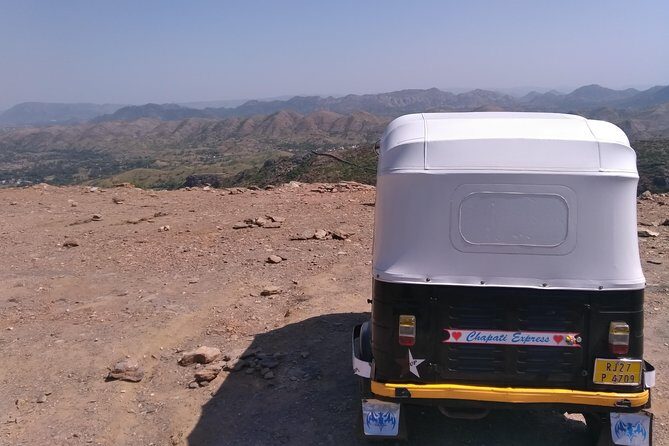 Udaipur sightseeing by tuk tuk or car - Key Points