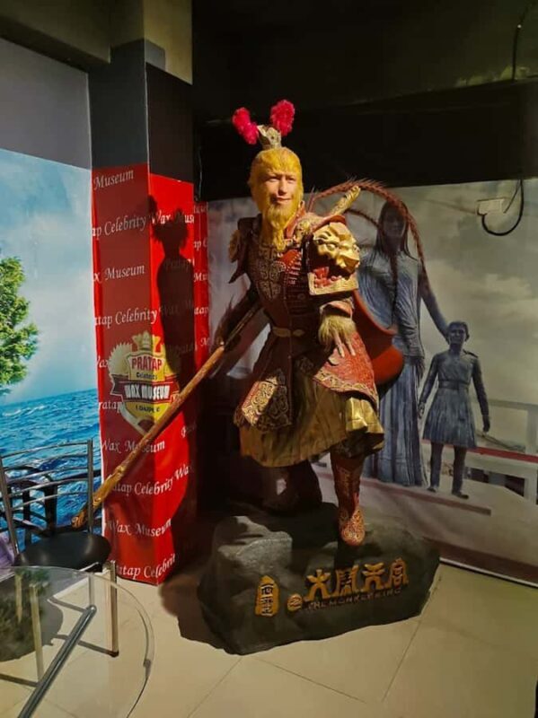 Udaipur: Wax Museum, 3D Art Gallery, and Horror Show Tour - The Setting and Location