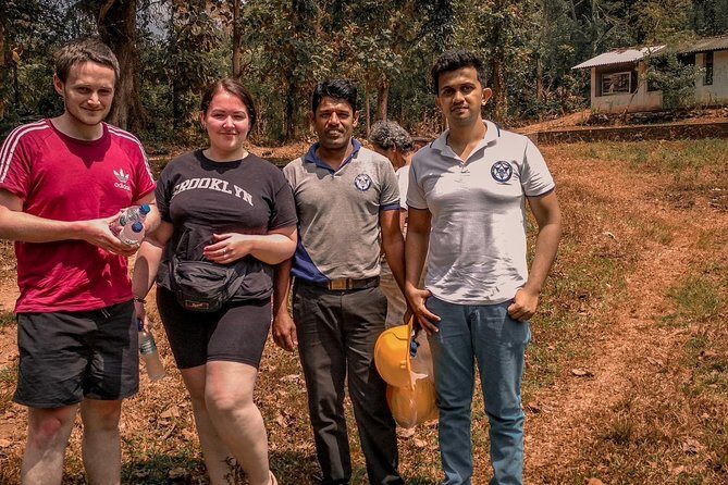 Udawalawe Safari & Waulpane Caving day tour from Colombo - FAQ