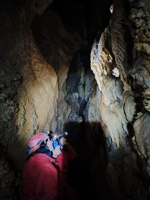 UDIAS: Guided tour in mine and access to natural cave. - FAQ