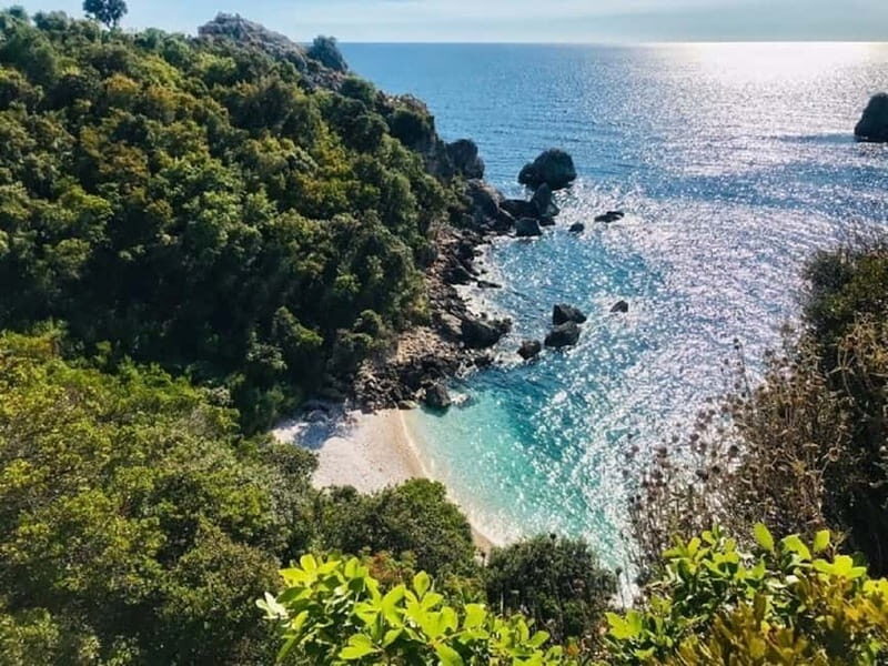 Ulcinj: Crystal Beach & Old Ulcinj Day Tour with Lunch - The Fish Picnic: Fresh and Authentic