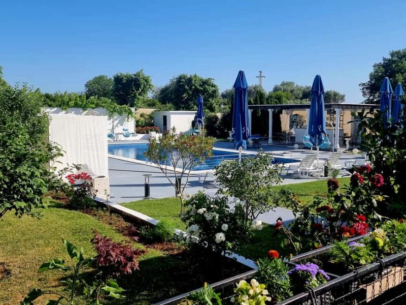 Ulcinj: relaxation by the pool - A Simple but Rewarding Pool Retreat
