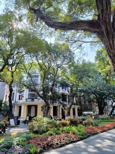 Ultimate 1-Day in Guangzhou: History, Flavor & Nightlife - Ending the Day in Style