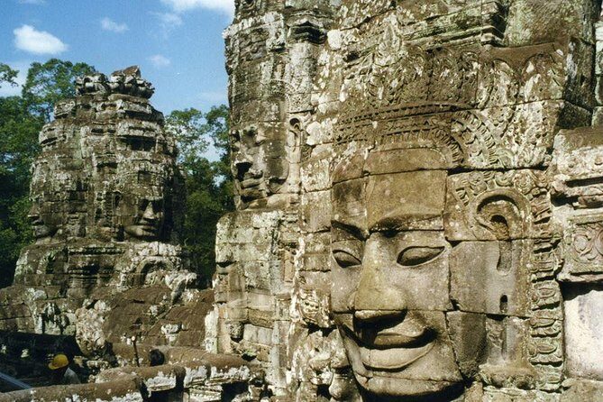 Ultimate Angkor Wat Sunrise Offbeat Experience by Jeep - A Genuine Discovery of Angkor’s Most Famous and Offbeat Sights