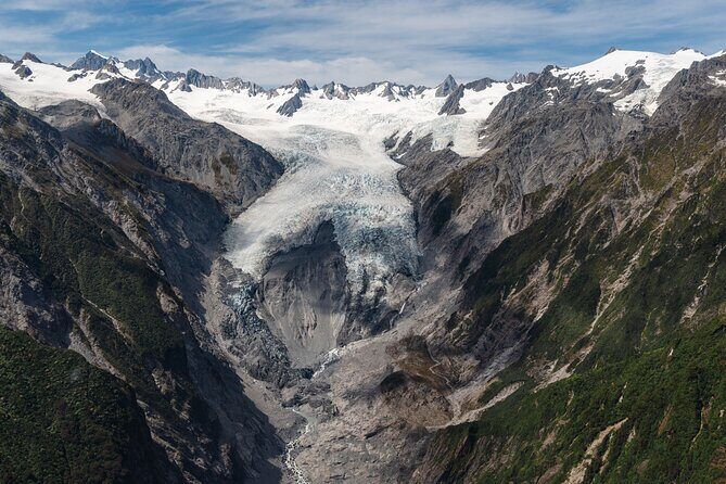 Ultimate Discovery: 3 Glaciers & Snow Landing  45min - Accessibility and Special Needs