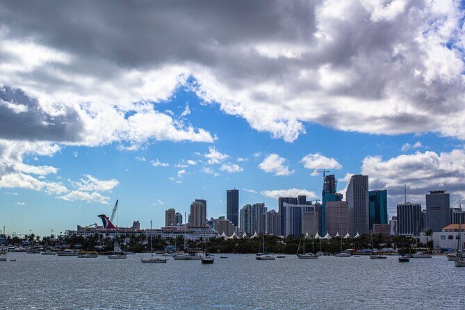 Ultimate Miami Boat Tour : Mansions & Skyline w/ Optional Pickup - FAQ