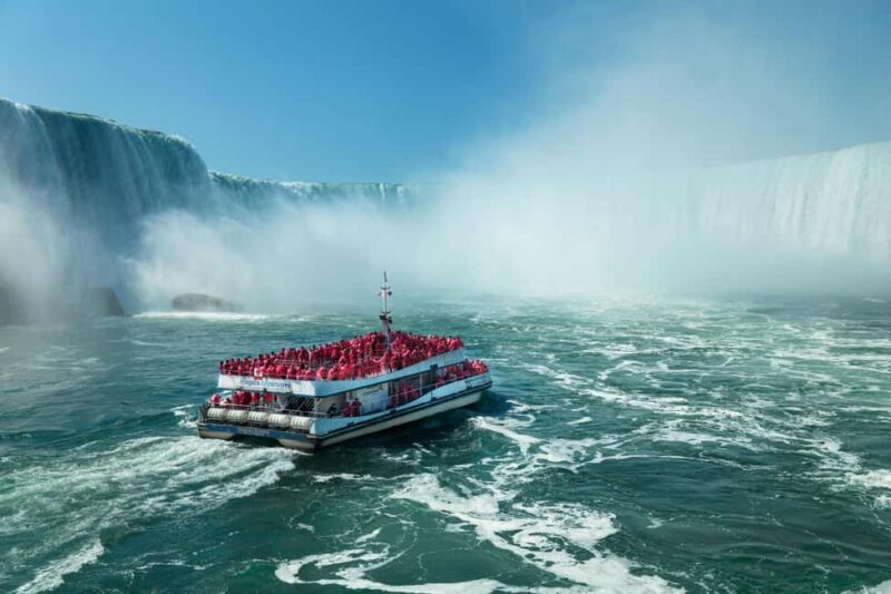 Ultimate Niagara Falls Canada Experience Tour - An Honest Look at the Niagara Falls Experience
