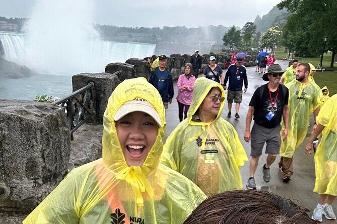 Ultimate Niagara Falls Walking Tour with Boat Cruise - An Honest Look at the Experience
