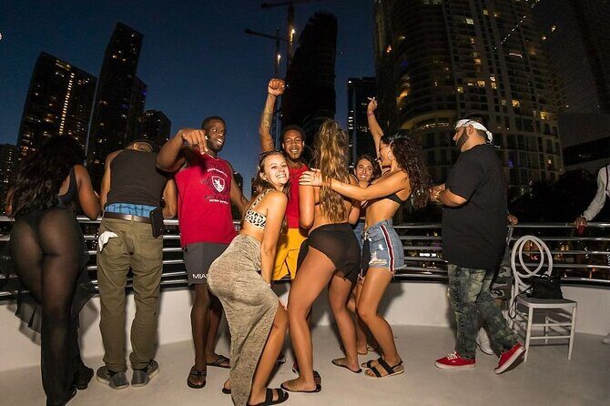 Ultimate Party in Miami : Boat Party, Party Bus & Nightclub - Authentic Experiences and Notes from Travelers