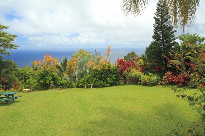 Ultimate Self-Driving Audio Tour of Road to Hana, Maui - Practical Details: What to Expect