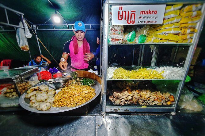 Ultimate Siem Reap Food Tour (10 Locals Tasting with Drinks & Transport) - The Guides and Their Role