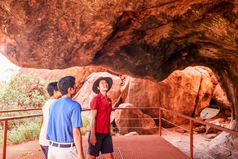 Uluru: Guided Walking Tour at Sunrise with Light Breakfast - The Experience: What You Can Expect