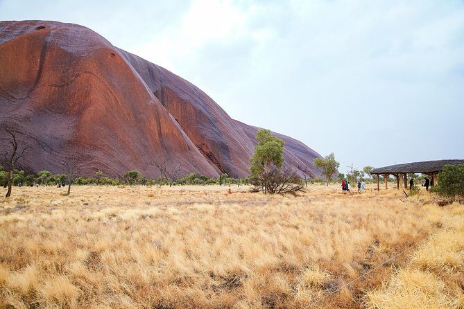 Uluru Morning Guided Base Walk - An Authentic Look at the Uluru Base Walk