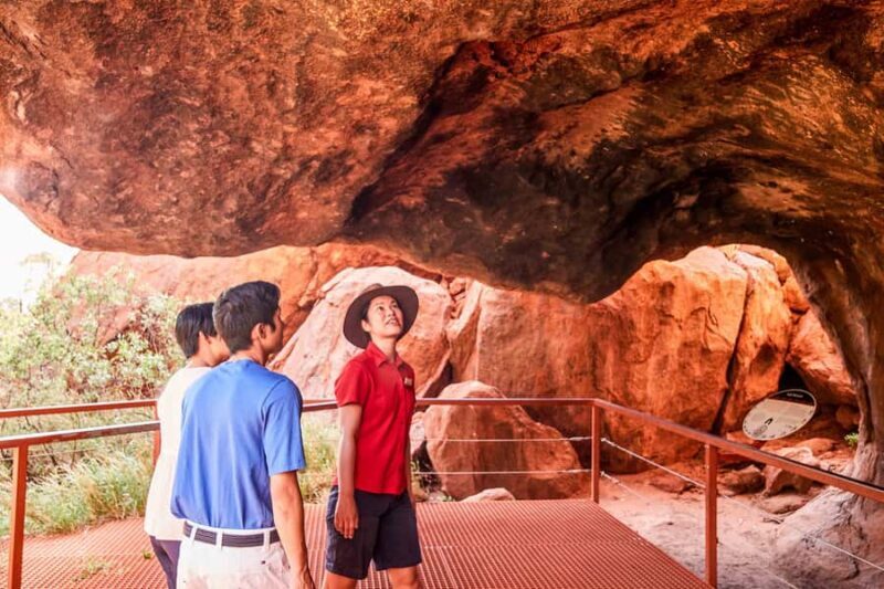 Uluru: Sacred Sites Tour + Sparkling at Sunset & BBQ Dinner - An Engaging Overview of the Experience