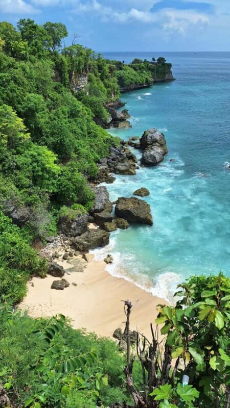 ULUWATU LUXE TOUR: Beaches, Cliffs, Temple, Fire Dance & BBQ - An In-Depth Look at the Uluwatu Luxe Tour