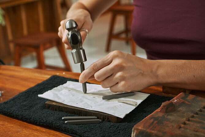 Uluwatu Silver Jewelry Class and Workshop Near GWK Culture Park - Introduction