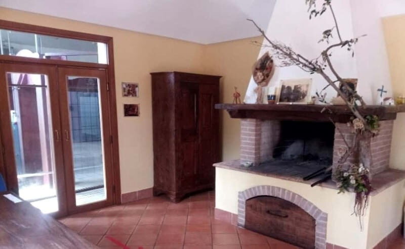 Umbria: guided tour to traditional oil mill + tasting - The Practical Details That Matter