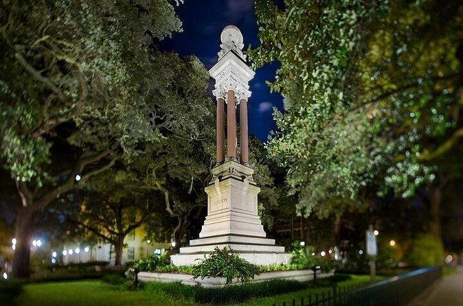 Uncensored Zombie Night-Time Walking Ghost Tour of Savannah (Ages 18+) - Practical Tips for Participants