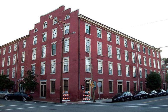 Uncivil Wards History Tour - A Closer Look at the Uncivil Wards History Tour