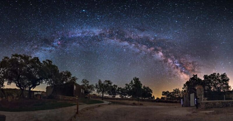 Under the Stars: Night Immersion with Sky Interpretation - A Close Look at the Experience