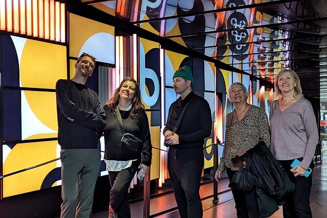 Underground city & Downtown. Great way to stay warm! - Practical Information