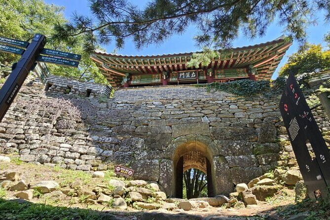 UNESCO "Namhansanseong" Fortress Private Guide tour(small group) - A Closer Look at the Tour Experience