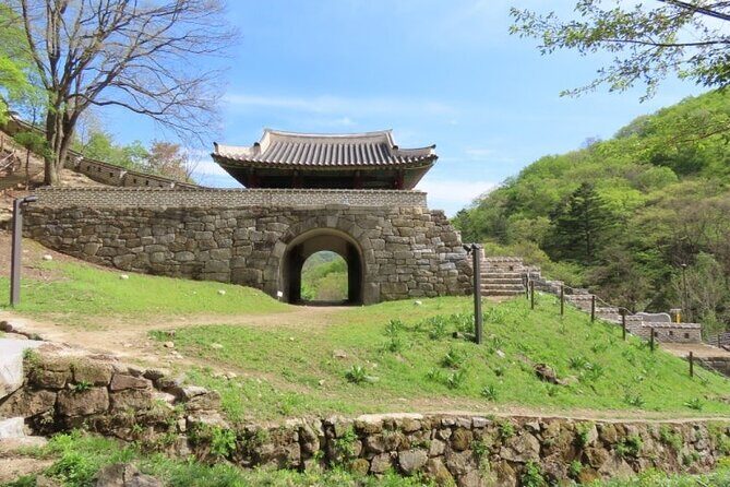 UNESCO "Namhansanseong" Fortress Private Guide tour(small group) - Who Should Consider This Tour?