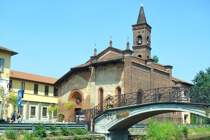 Unexpected Milan between canals, marbles and fresh fish - Exploring Milan’s Waterways: A Unique Perspective