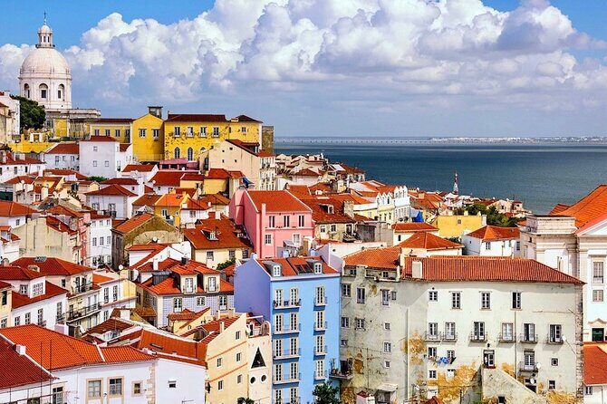 Unforgettable 3 Hours Lisbon City Tour with Tuk Tuk - FAQ
