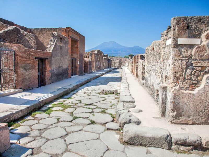 Unforgettable Journey: Pompeii and Vesuvius in a Day - An In-Depth Look at the Experience