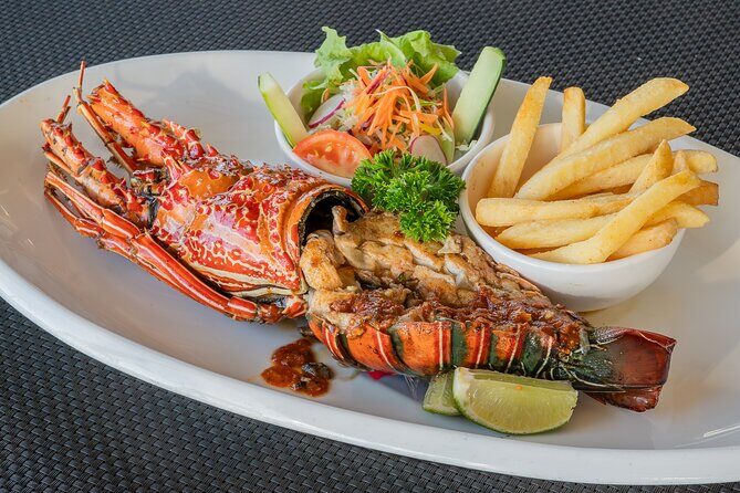 Unforgettable Seafood Dining Experience at Bonefish - Arrival and Setting