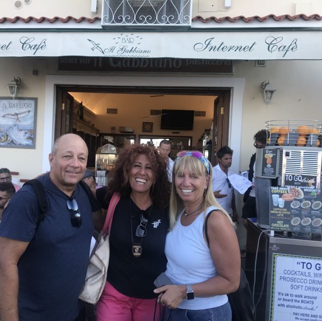 Unforgettable tour of Capri with special convertible coach - FAQ