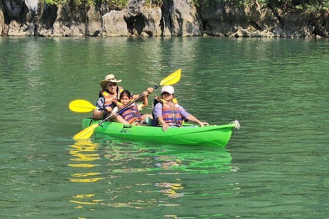 Unique Halong 5 Star Day Cruise: Buffet Lunch, Kayaking & Titops - Kayaking in Luon Cave: Active and Memorable